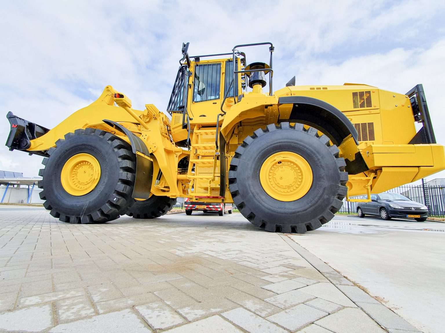 Excavator painting | Gouweleeuw